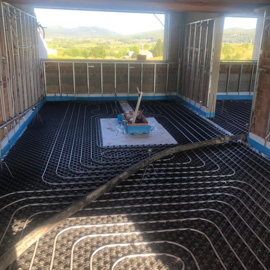 Instalación mortero autonivelante CT - Pavimentos Venon